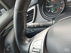 Grey Nissan Qashqai 2016 in Vilnius, with an engine capacity of 1.60 L and mileage of 203 thousand km for 8400 €, photo 16 on AUTOMOTO.COM.LV