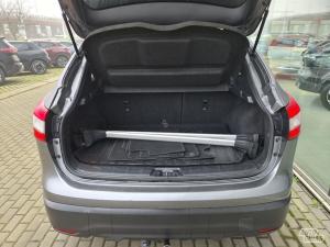 Grey Nissan Qashqai 2016 in Vilnius, with an engine capacity of 1.60 L and mileage of 203 thousand km for 8400 €, photo 27 on AUTOMOTO.COM.LV