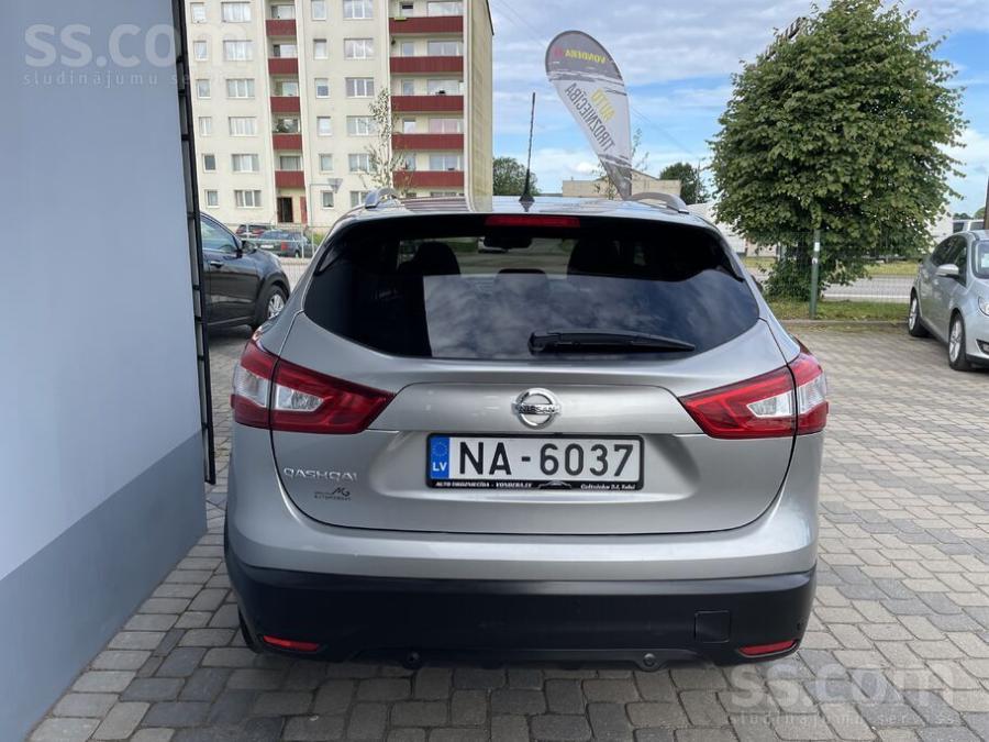 Pelēks Nissan Qashqai 2017 Talsi, ar dzinēja tilpumu 1.60 L un nobraukumu 243 tūkst. km par 8200 €, foto 4 vietnē AUTOMOTO.COM.LV