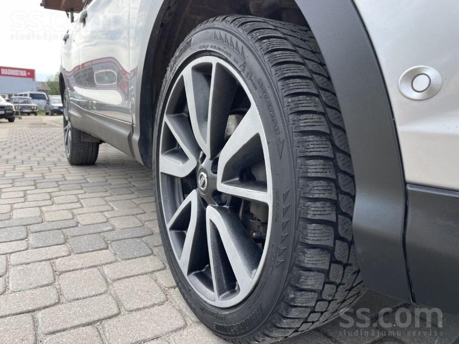 Pelēks Nissan Qashqai 2017 Talsi, ar dzinēja tilpumu 1.60 L un nobraukumu 243 tūkst. km par 8200 €, foto 9 vietnē AUTOMOTO.COM.LV