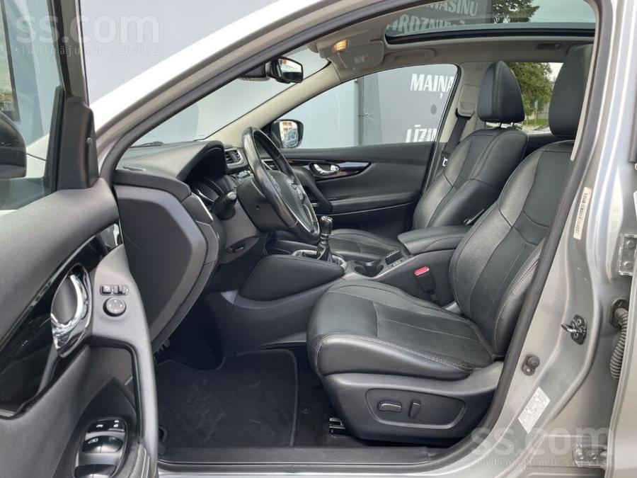 Pelēks Nissan Qashqai 2017 Talsi, ar dzinēja tilpumu 1.60 L un nobraukumu 243 tūkst. km par 8200 €, foto 24 vietnē AUTOMOTO.COM.LV
