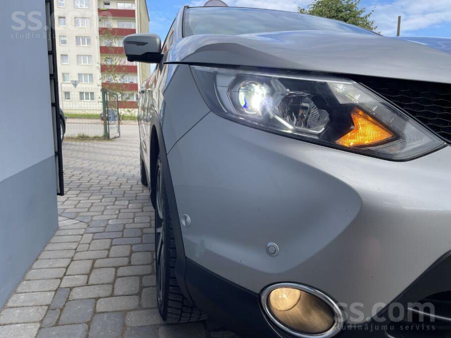 Pelēks Nissan Qashqai 2017 Talsi, ar dzinēja tilpumu 1.60 L un nobraukumu 243 tūkst. km par 8200 €, foto 27 vietnē AUTOMOTO.COM.LV