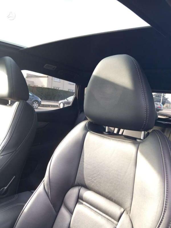 Grey Nissan Qashqai 2017 in Raseiniai, with an engine capacity of 1.60 L and mileage of 165 thousand km for 12300 €, photo 11 on AUTOMOTO.COM.LV