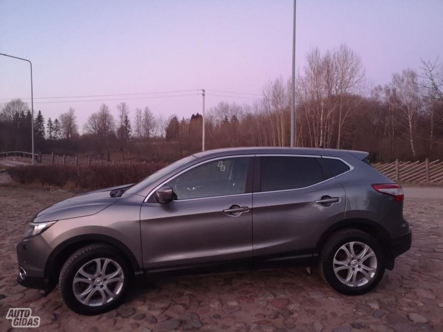 Pelēks Nissan Qashqai 2017 Telšiai, ar dzinēja tilpumu 1.20 L un nobraukumu 154 tūkst. km par 9550 €, foto 1 vietnē AUTOMOTO.COM.LV