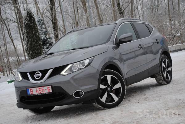 Pelēks Nissan Qashqai 2017 Rīga, ar dzinēja tilpumu 1.20 L un nobraukumu 134 tūkst. km par 9990 €, foto 1 vietnē AUTOMOTO.COM.LV