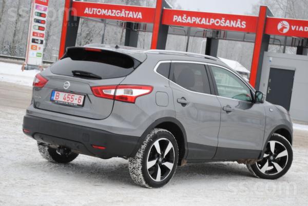 Pelēks Nissan Qashqai 2017 Rīga, ar dzinēja tilpumu 1.20 L un nobraukumu 134 tūkst. km par 9990 €, foto 2 vietnē AUTOMOTO.COM.LV