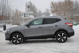 Grey Nissan Qashqai 2017 in Riga, with an engine capacity of 1.20 L and mileage of 134 thousand km for 9990 €, photo 5 on AUTOMOTO.COM.LV