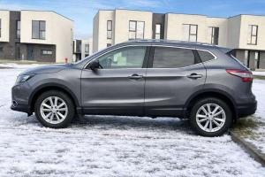 Pelēks Nissan Qashqai 2017 Viļņa, ar dzinēja tilpumu 1.20 L un nobraukumu 119 tūkst. km par 6000 €, foto 2 vietnē AUTOMOTO.COM.LV