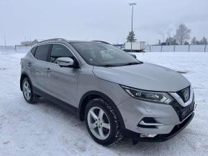 Grey Nissan Qashqai 2017 in Marijampole, with an engine capacity of 1.20 L and mileage of 129 thousand km for 11700 €, photo 3 on AUTOMOTO.COM.LV