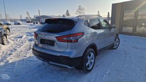 Pelēks Nissan Qashqai 2017 Marijampole, ar dzinēja tilpumu 1.20 L un nobraukumu 129 tūkst. km par 11700 €, foto 7 vietnē AUTOMOTO.COM.LV