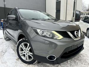 Grey Nissan Qashqai 2017 in Kaisiadorys, with an engine capacity of 1.60 L and mileage of 218 thousand km for 9250 €, photo  on AUTOMOTO.COM.LV
