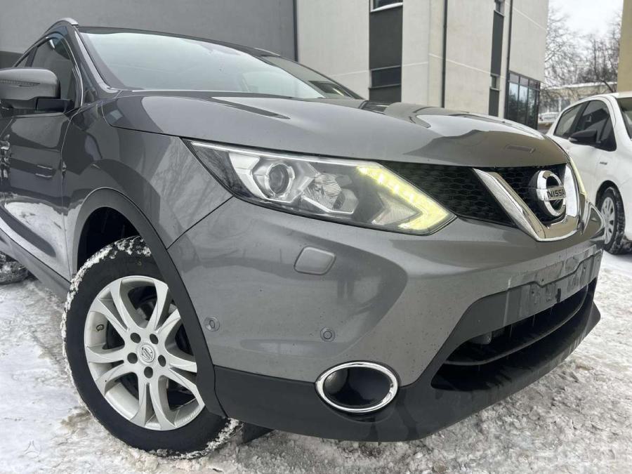 Pelēks Nissan Qashqai 2017 Kaišiadorys, ar dzinēja tilpumu 1.60 L un nobraukumu 218 tūkst. km par 9250 €, foto 3 vietnē AUTOMOTO.COM.LV