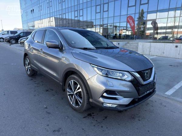 Pelēks Nissan Qashqai 2017 Kauņa, ar dzinēja tilpumu 1.50 L un nobraukumu 270 tūkst. km par 9999 €, foto 1 vietnē AUTOMOTO.COM.LV