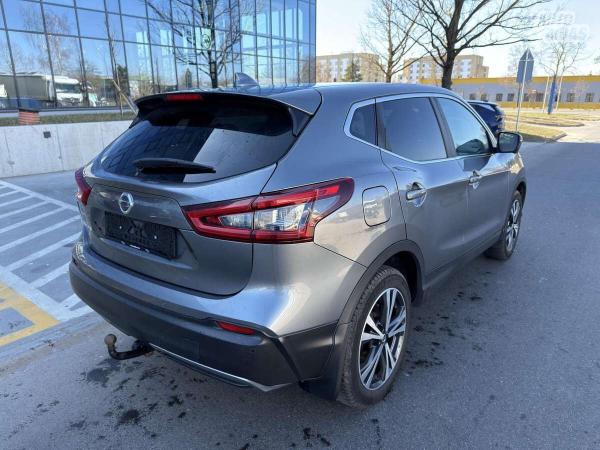 Pelēks Nissan Qashqai 2017 Kauņa, ar dzinēja tilpumu 1.50 L un nobraukumu 270 tūkst. km par 9999 €, foto 9 vietnē AUTOMOTO.COM.LV