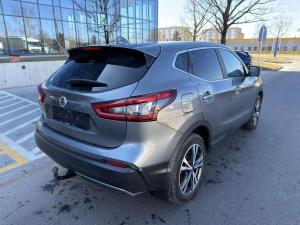 Grey Nissan Qashqai 2017 in Kaunas, with an engine capacity of 1.50 L and mileage of 270 thousand km for 9999 €, photo 10 on AUTOMOTO.COM.LV