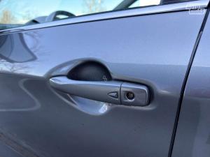 Grey Nissan Qashqai 2017 in Kaunas, with an engine capacity of 1.50 L and mileage of 270 thousand km for 9999 €, photo 12 on AUTOMOTO.COM.LV