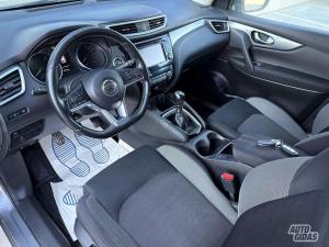 Grey Nissan Qashqai 2017 in Kaunas, with an engine capacity of 1.50 L and mileage of 270 thousand km for 9999 €, photo 15 on AUTOMOTO.COM.LV