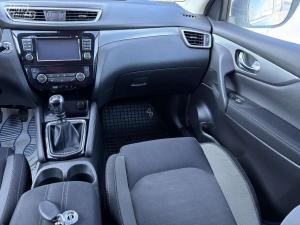 Grey Nissan Qashqai 2017 in Kaunas, with an engine capacity of 1.50 L and mileage of 270 thousand km for 9999 €, photo 17 on AUTOMOTO.COM.LV