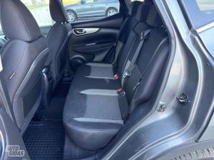 Grey Nissan Qashqai 2017 in Kaunas, with an engine capacity of 1.50 L and mileage of 270 thousand km for 9999 €, photo 37 on AUTOMOTO.COM.LV