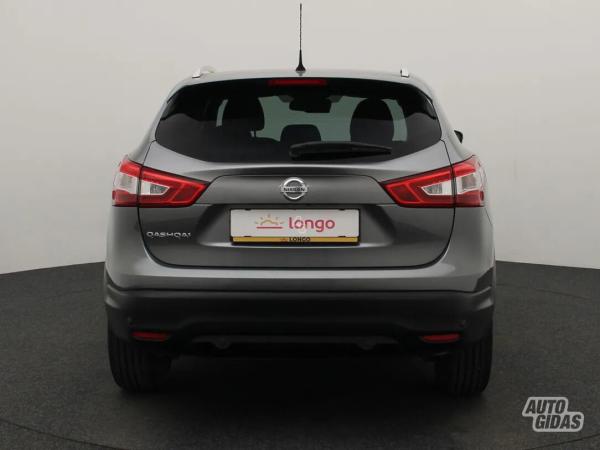 Grey Nissan Qashqai 2017 in Vilnius, with an engine capacity of 1.20 L and mileage of 153 thousand km for 10899 €, photo 5 on AUTOMOTO.COM.LV