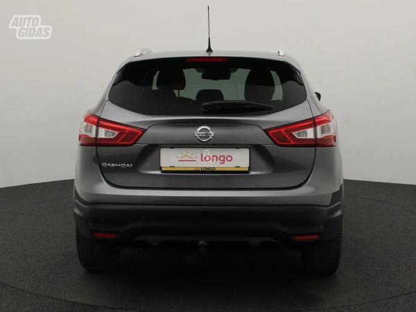 Grey Nissan Qashqai 2017 in Vilnius, with an engine capacity of 1.20 L and mileage of 142 thousand km for 10699 €, photo 5 on AUTOMOTO.COM.LV