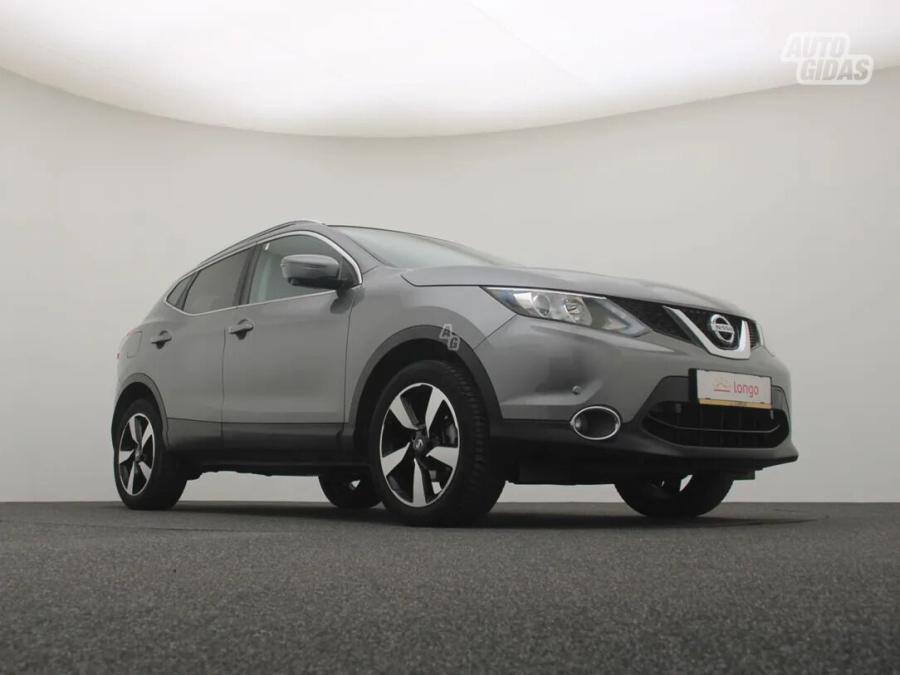 Grey Nissan Qashqai 2017 in Vilnius, with an engine capacity of 1.20 L and mileage of 142 thousand km for 10699 €, photo 12 on AUTOMOTO.COM.LV