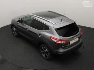 Grey Nissan Qashqai 2017 in Vilnius, with an engine capacity of 1.20 L and mileage of 142 thousand km for 10699 €, photo 13 on AUTOMOTO.COM.LV