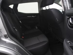 Grey Nissan Qashqai 2017 in Vilnius, with an engine capacity of 1.20 L and mileage of 142 thousand km for 10699 €, photo 16 on AUTOMOTO.COM.LV