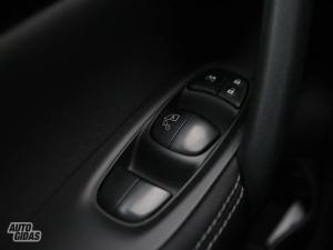 Grey Nissan Qashqai 2017 in Vilnius, with an engine capacity of 1.20 L and mileage of 142 thousand km for 10699 €, photo 27 on AUTOMOTO.COM.LV