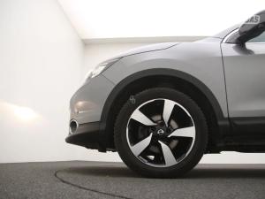 Grey Nissan Qashqai 2017 in Vilnius, with an engine capacity of 1.20 L and mileage of 142 thousand km for 10699 €, photo 28 on AUTOMOTO.COM.LV