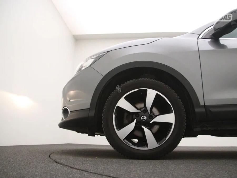 Grey Nissan Qashqai 2017 in Vilnius, with an engine capacity of 1.20 L and mileage of 142 thousand km for 10699 €, photo 28 on AUTOMOTO.COM.LV