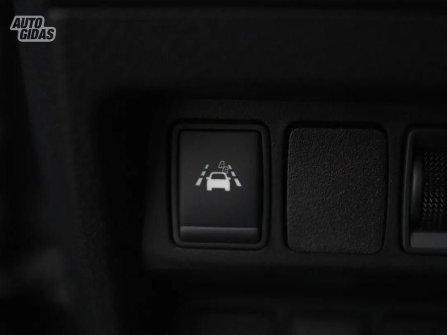 Grey Nissan Qashqai 2017 in Vilnius, with an engine capacity of 1.20 L and mileage of 142 thousand km for 10699 €, photo 31 on AUTOMOTO.COM.LV