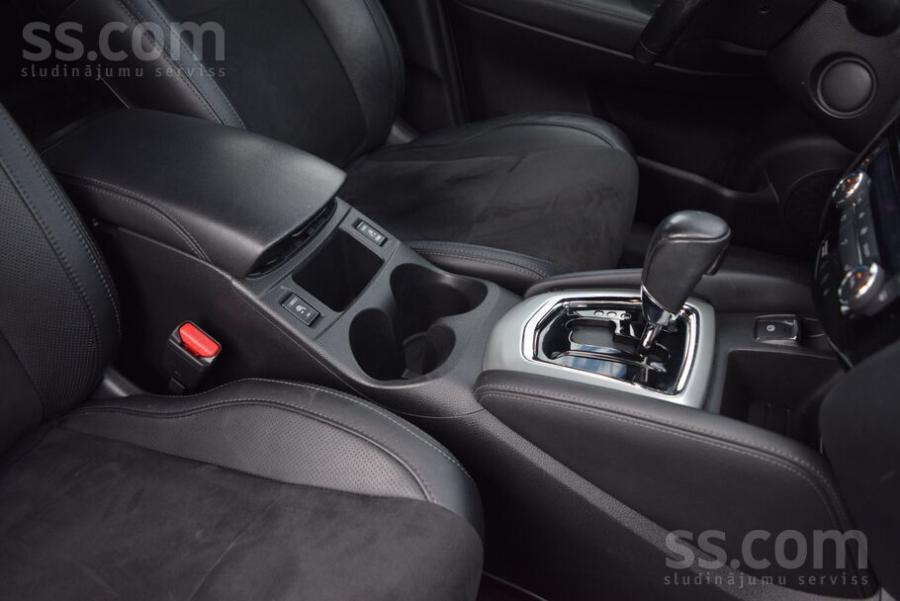 Pelēks Nissan Qashqai 2017 Rīga, ar dzinēja tilpumu 1.20 L un nobraukumu 56 tūkst. km par 10500 €, foto 14 vietnē AUTOMOTO.COM.LV