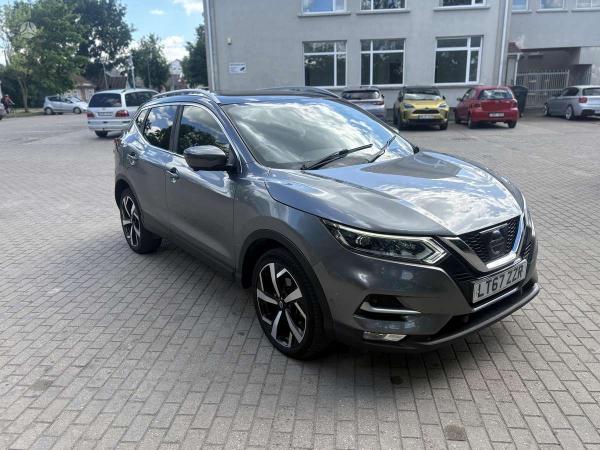 Grey Nissan Qashqai 2017 in Joniskis, with an engine capacity of 1.46 L and mileage of 171 thousand km for 4100 €, photo 1 on AUTOMOTO.COM.LV