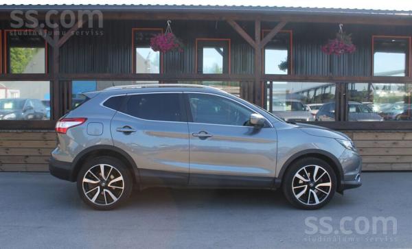 Grey Nissan Qashqai 2017 in Riga, with an engine capacity of 1.20 L and mileage of 0 thousand km for 9690 €, photo 7 on AUTOMOTO.COM.LV