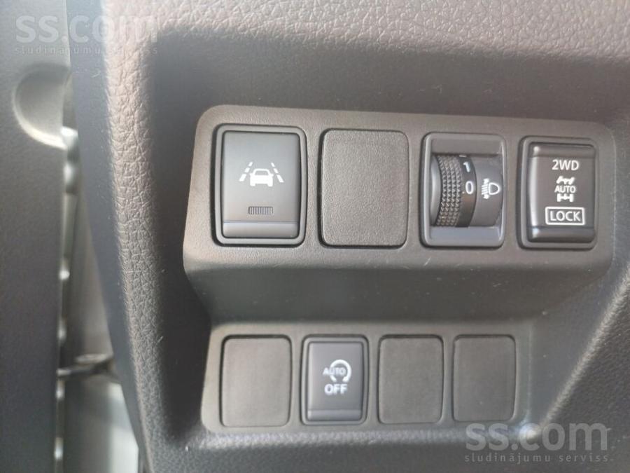 Pelēks Nissan Qashqai 2017 Rīga, ar dzinēja tilpumu 1.60 L un nobraukumu 252 tūkst. km par 8500 €, foto 9 vietnē AUTOMOTO.COM.LV