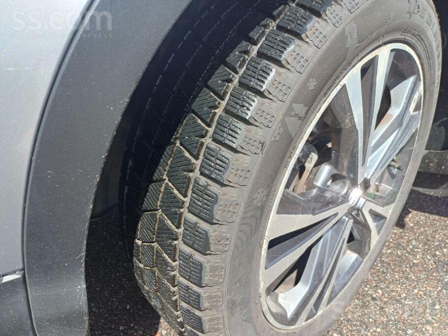 Pelēks Nissan Qashqai 2017 Rīga, ar dzinēja tilpumu 1.60 L un nobraukumu 252 tūkst. km par 8500 €, foto 16 vietnē AUTOMOTO.COM.LV