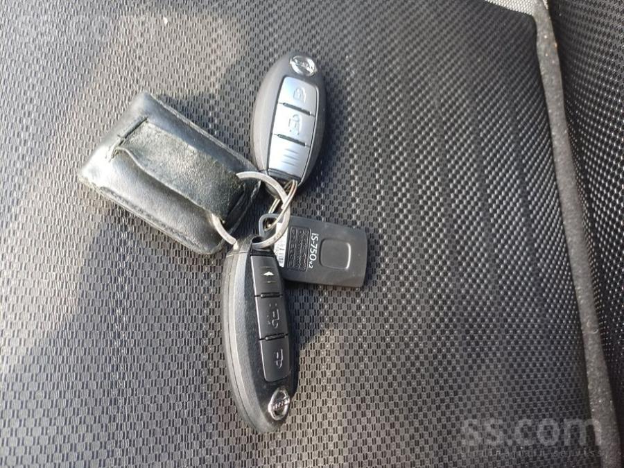 Pelēks Nissan Qashqai 2017 Rīga, ar dzinēja tilpumu 1.60 L un nobraukumu 252 tūkst. km par 8500 €, foto 17 vietnē AUTOMOTO.COM.LV