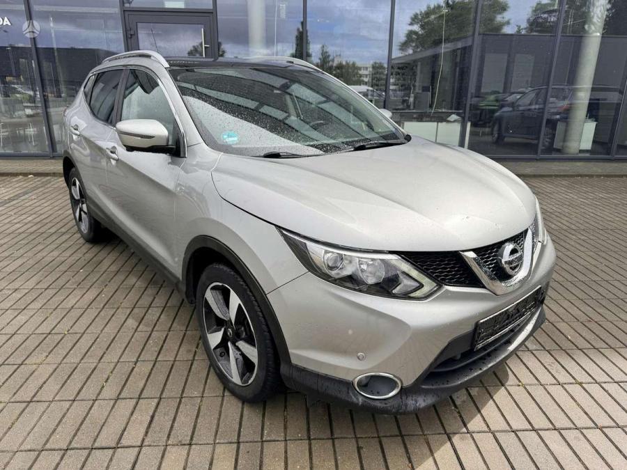 Pelēks Nissan Qashqai 2017 Kauņa, ar dzinēja tilpumu 1.20 L un nobraukumu 122 tūkst. km par 7900 €, foto 4 vietnē AUTOMOTO.COM.LV