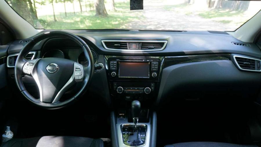 Pelēks Nissan Qashqai 2017 Viļņa, ar dzinēja tilpumu 1.60 L un nobraukumu 140 tūkst. km par 12000 €, foto 5 vietnē AUTOMOTO.COM.LV
