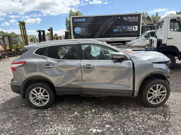 Pelēks Nissan Qashqai 2017 Kelmė, ar dzinēja tilpumu 1.60 L un nobraukumu 50 tūkst. km par 1550 €, foto 2 vietnē AUTOMOTO.COM.LV
