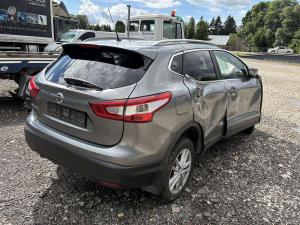 Pelēks Nissan Qashqai 2017 Kelmė, ar dzinēja tilpumu 1.60 L un nobraukumu 50 tūkst. km par 1550 €, foto 4 vietnē AUTOMOTO.COM.LV