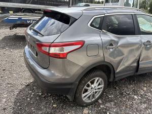 Pelēks Nissan Qashqai 2017 Kelmė, ar dzinēja tilpumu 1.60 L un nobraukumu 50 tūkst. km par 1550 €, foto 14 vietnē AUTOMOTO.COM.LV