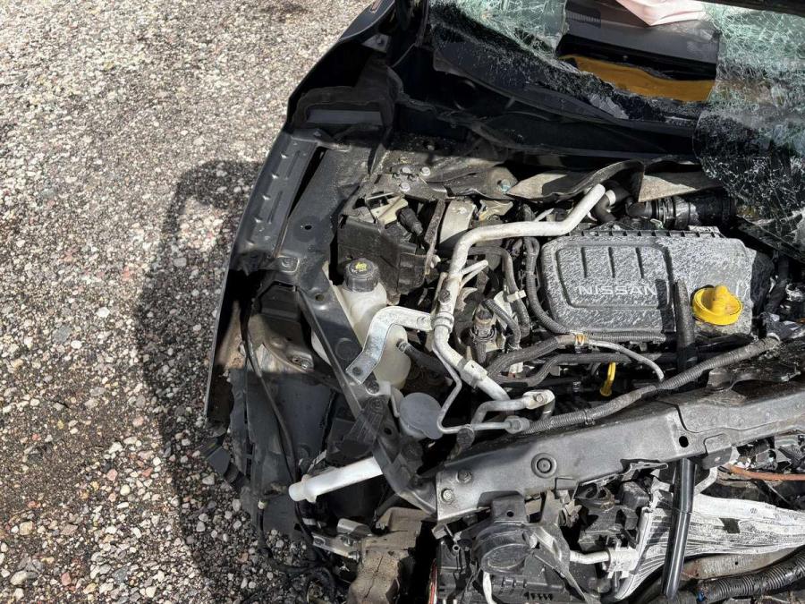 Pelēks Nissan Qashqai 2017 Kelmė, ar dzinēja tilpumu 1.60 L un nobraukumu 50 tūkst. km par 1550 €, foto 19 vietnē AUTOMOTO.COM.LV