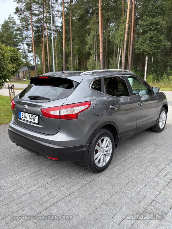 Pelēks Nissan Qashqai 2017 Tallina, ar dzinēja tilpumu 1.20 L un nobraukumu 107 tūkst. km par 9990 €, foto 3 vietnē AUTOMOTO.COM.LV