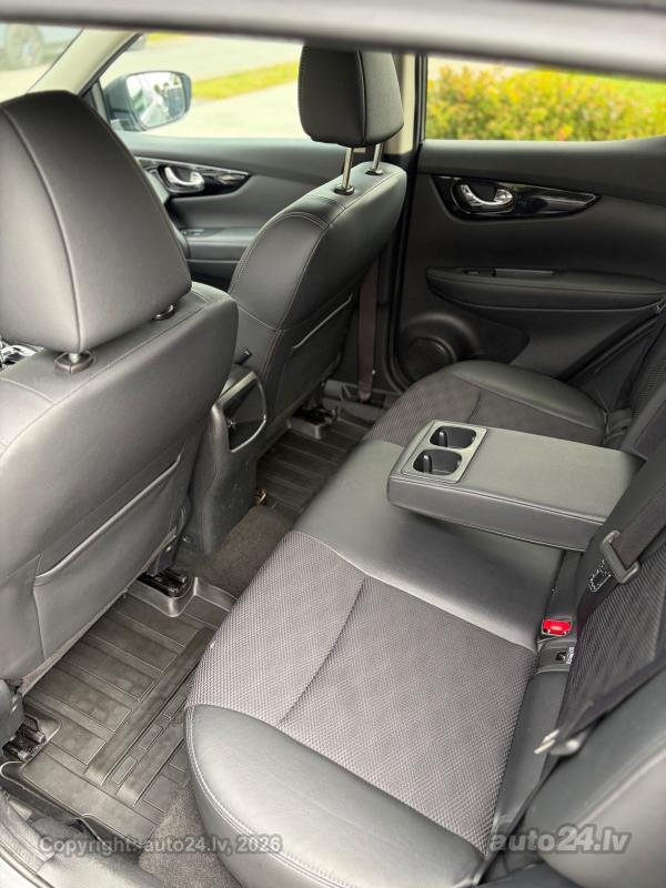 Pelēks Nissan Qashqai 2017 Tallina, ar dzinēja tilpumu 1.20 L un nobraukumu 107 tūkst. km par 9990 €, foto 8 vietnē AUTOMOTO.COM.LV