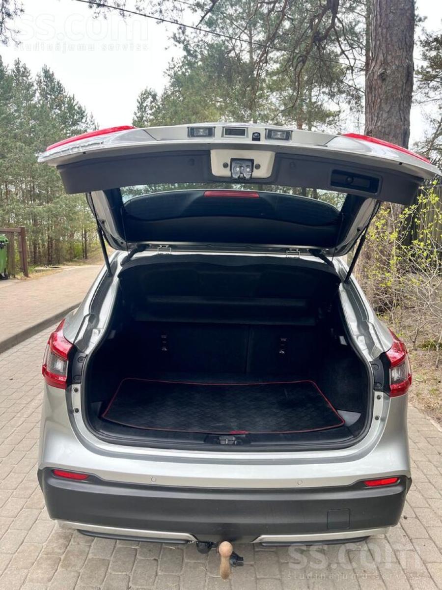 Pelēks Nissan Qashqai 2017 Rīga, ar dzinēja tilpumu 1.20 L un nobraukumu 156 tūkst. km par 8800 €, foto 6 vietnē AUTOMOTO.COM.LV