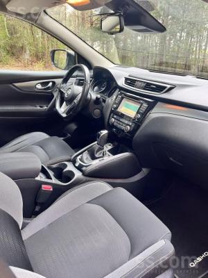 Pelēks Nissan Qashqai 2017 Rīga, ar dzinēja tilpumu 1.20 L un nobraukumu 156 tūkst. km par 8800 €, foto 7 vietnē AUTOMOTO.COM.LV