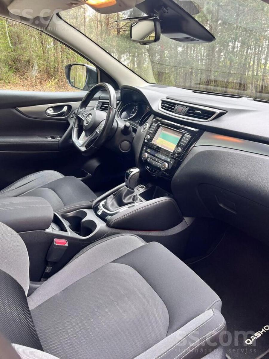 Pelēks Nissan Qashqai 2017 Rīga, ar dzinēja tilpumu 1.20 L un nobraukumu 156 tūkst. km par 8800 €, foto 7 vietnē AUTOMOTO.COM.LV