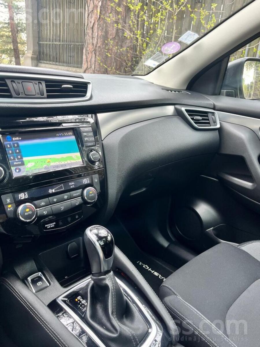 Pelēks Nissan Qashqai 2017 Rīga, ar dzinēja tilpumu 1.20 L un nobraukumu 156 tūkst. km par 8800 €, foto 8 vietnē AUTOMOTO.COM.LV